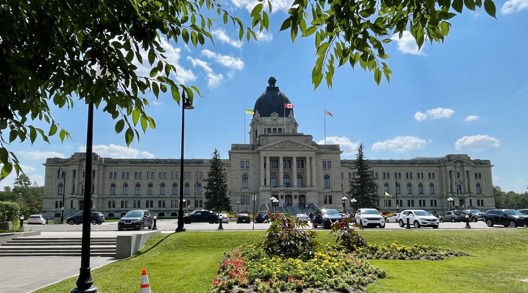 Visiting The Two Biggest Cities In Saskatchewan – Wonder Where Now?